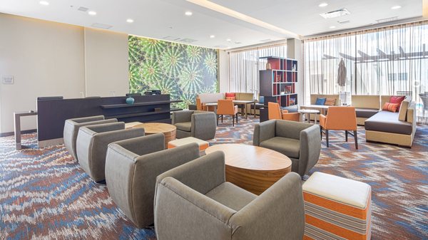 COURTYARD BY MARRIOTT SALTILLO - Updated December 2024 - 19 Photos ...