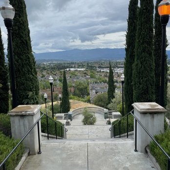 COMMUNICATIONS HILL GRAND STAIRCASE - Updated October 2025 - 172 Photos ...