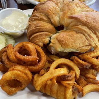 DUTCH PANTRY FAMILY RESTAURANT - Updated March 2025 - 104 Photos & 108 ...