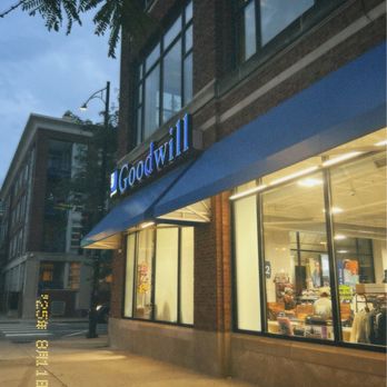GOODWILL STORE & DONATION CENTER - Updated November 2025 - 67 Photos ...