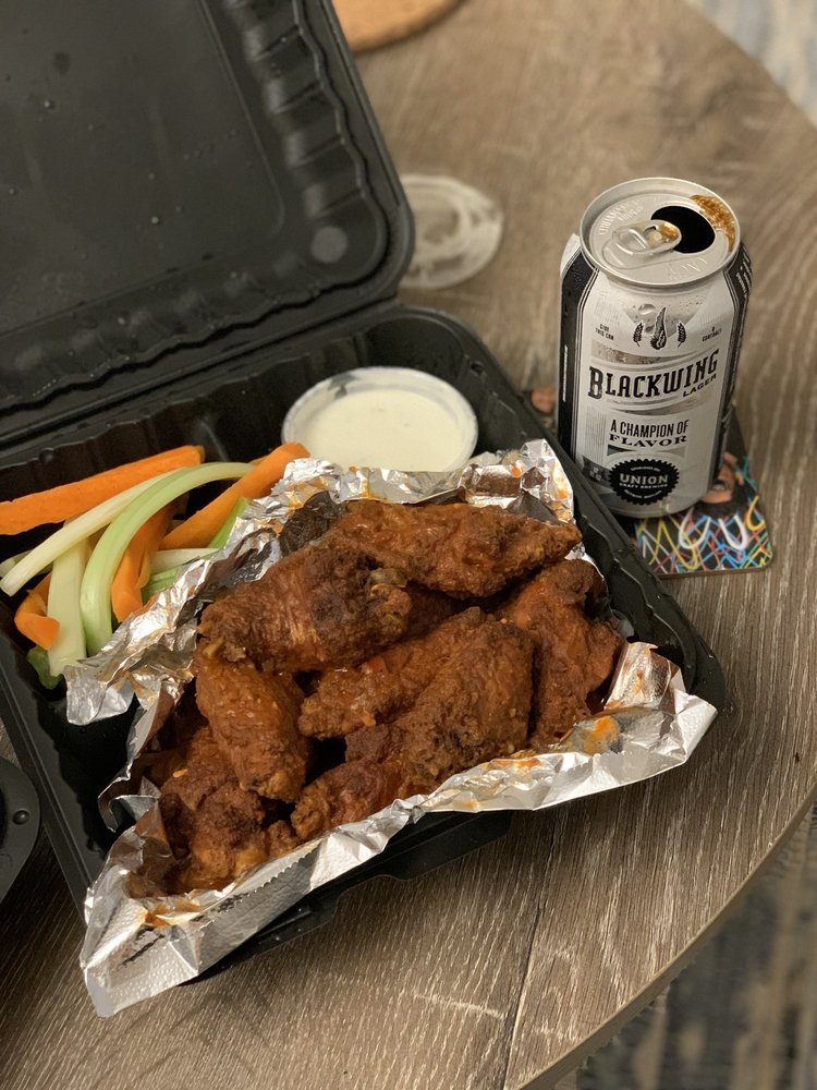 SILVER SPRING WINGS - Updated June 2024 - 72 Photos & 88 Reviews ...