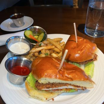 PINSTRIPES - Updated August 2025 - 1000 Photos & 794 Reviews - 435 E ...