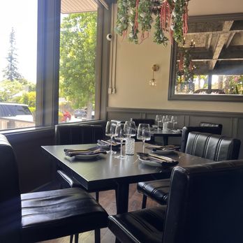 RUBYS & ROSES RESTAURANT - Updated August 2025 - 1453 Photos & 577 ...