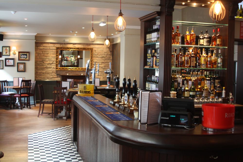 THE MASH TUN - Updated April 2024 - 27 Photos & 18 Reviews - 145 Easter ...