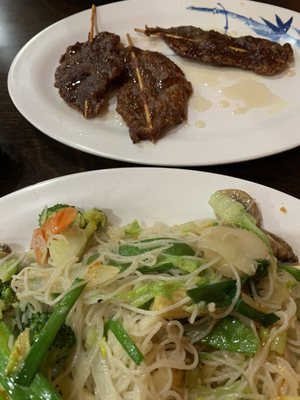 CHINA LILY - 10 Photos & 28 Reviews - 902 Delta Ave, Gladstone ...