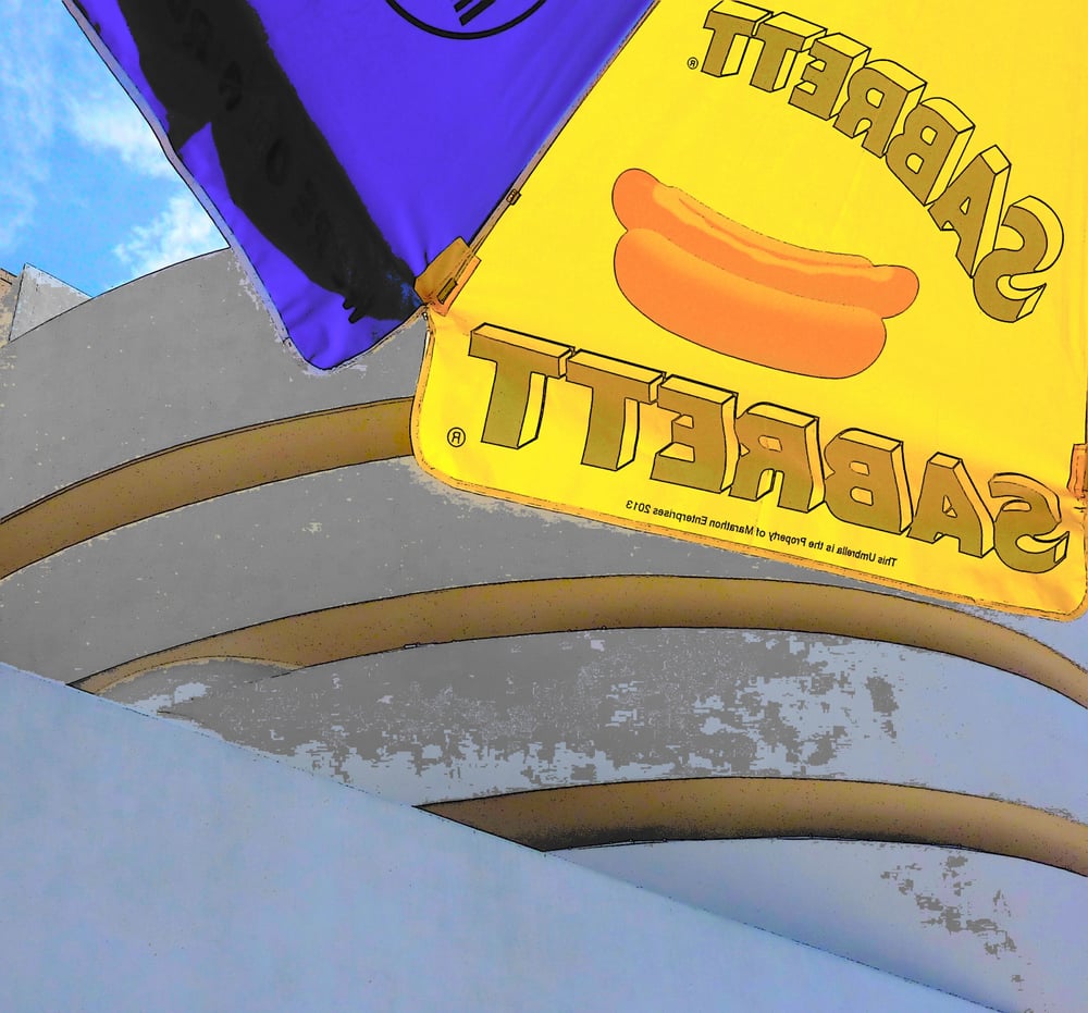 SABRETT HOT DOG STAND - Updated April 2025 - E 79th & 5th Ave, New York ...