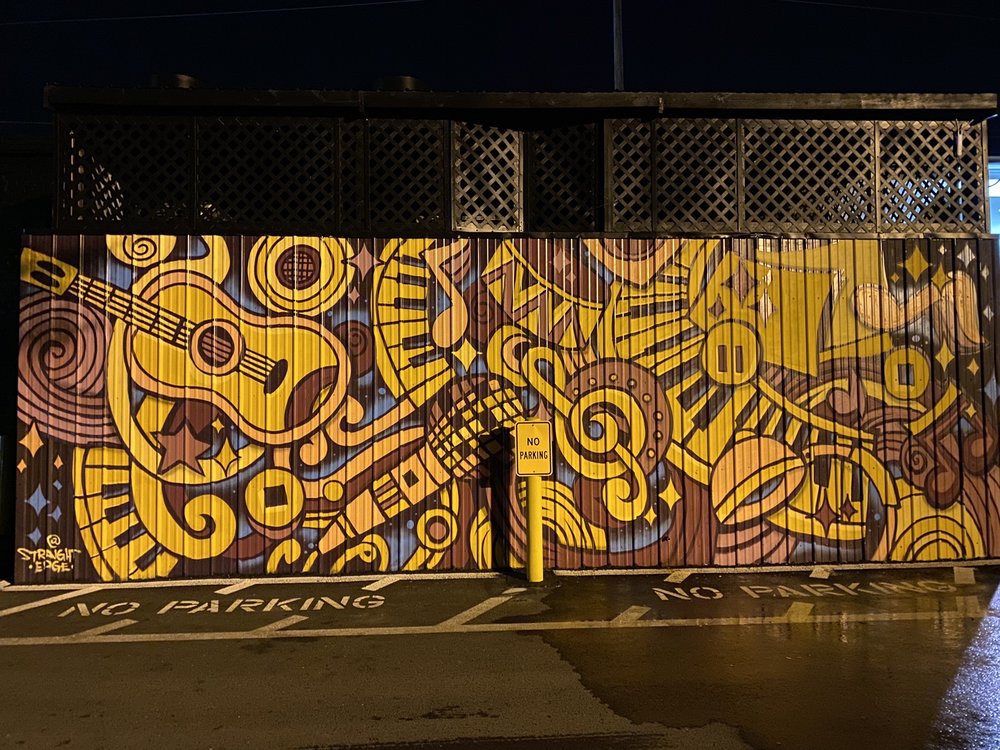 MUSICAL INSTRUMENTS MURAL - 3814 Frankfort Ave, Louisville, Kentucky ...