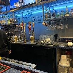 BLU BURGER GRILLE - Updated January 2026 - 202 Photos & 415 Reviews ...