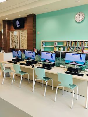 CANYON BRANCH LIBRARY - Updated October 2025 - 83 Photos - 8915 Senator ...