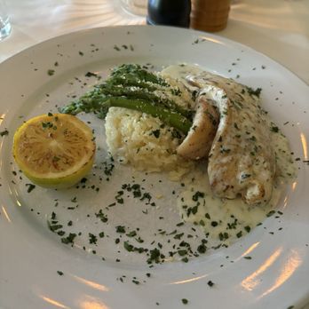 RED SHOE ISLAND BISTRO - Updated August 2024 - 269 Photos & 255 Reviews ...