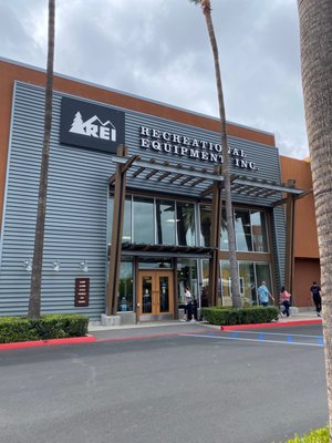 REI - 382 Photos & 507 Reviews - 2962 El Camino Real, Tustin, CA - Yelp