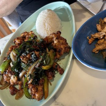 HUG THAI EXPRESS - Updated November 2024 - 423 Photos & 499 Reviews ...