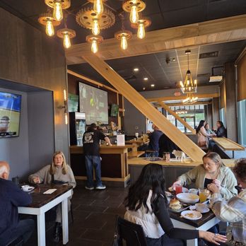 CROOKED CATTLE - Updated October 2025 - 69 Photos & 28 Reviews - 290 W ...