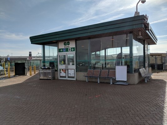 BRONTE GO STATION - Updated December 2025 - 2104 Wyecroft Rd, Oakville ...