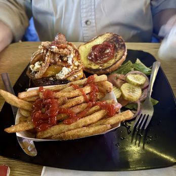 DB’S SPORTS BAR - Updated September 2025 - 45 Photos & 87 Reviews ...