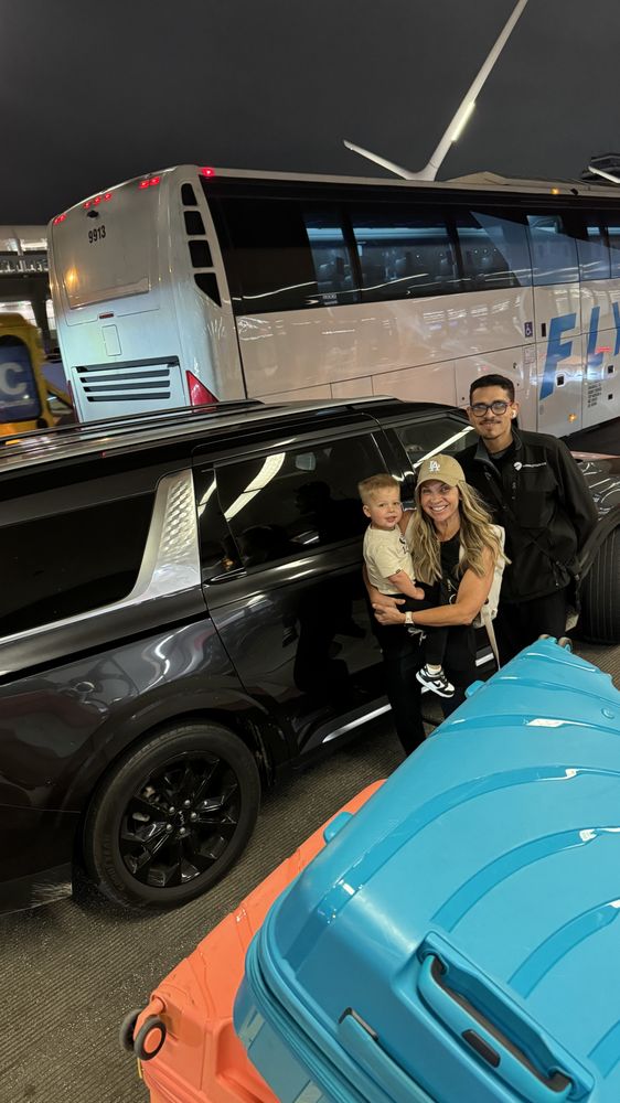 LAX VALET SERVICE - Updated July 2024 - 205 Reviews - 8929 S Sepulveda ...