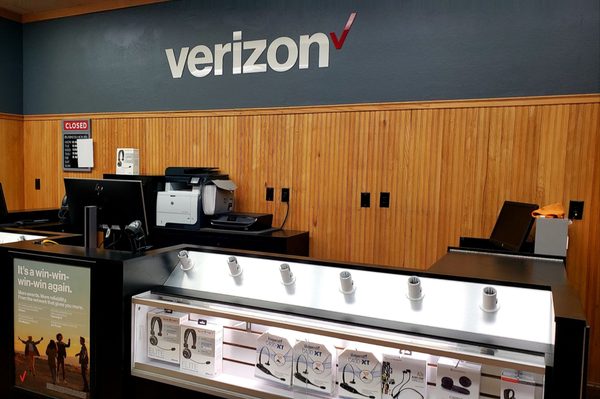 PETRO SHOPPING CENTERS - Updated May 2024 - 78 Photos & 36 Reviews - I ...