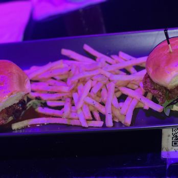 VANITY RESTAURANT AND BAR - Updated October 2024 - 73 Photos & 24 ...