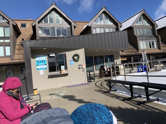 RESORT CENTER ICE SKATING RINK - Updated December 2025 - 14 Photos & 11 ...