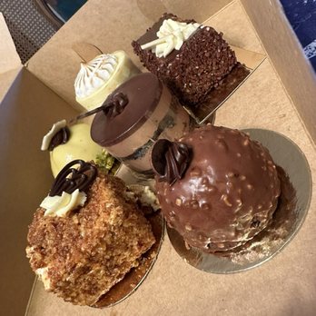 DORO MARKETPLACE - Updated April 2025 - 180 Photos & 77 Reviews - 1301 ...