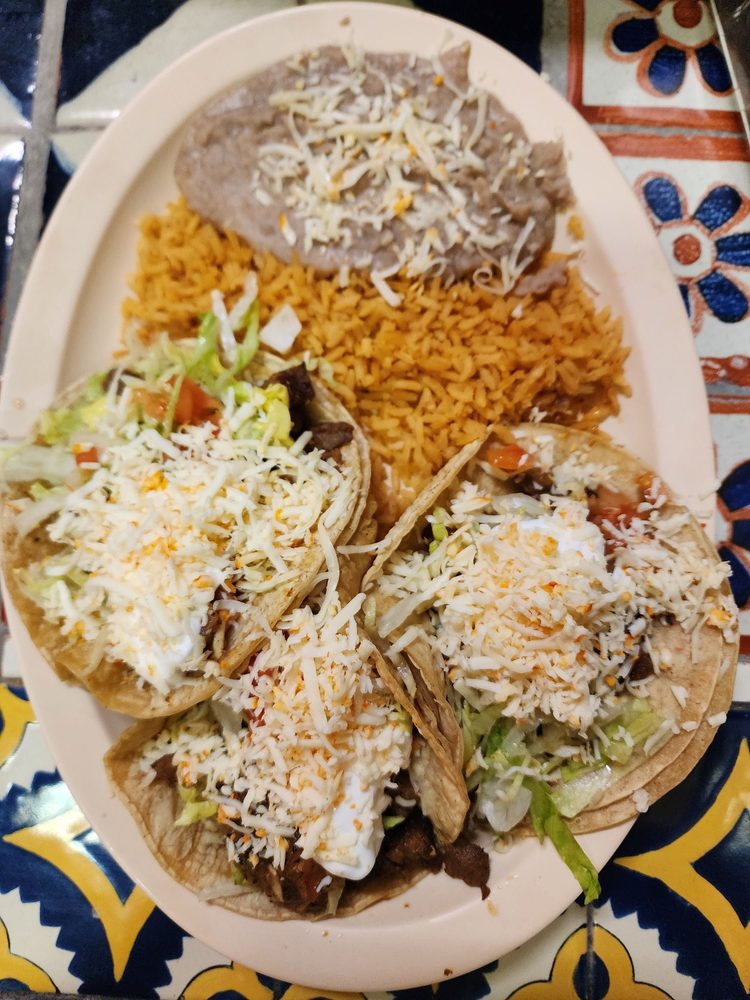 BURRITO HOUSE - Updated January 2026 - 118 Photos & 300 Reviews - 3547 ...