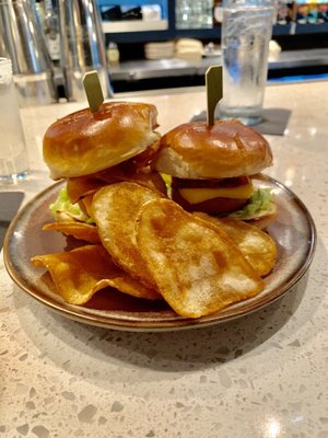 TABLE 28 - 278 Photos & 191 Reviews - 1501 Merrill Dr, Little Rock, AR ...