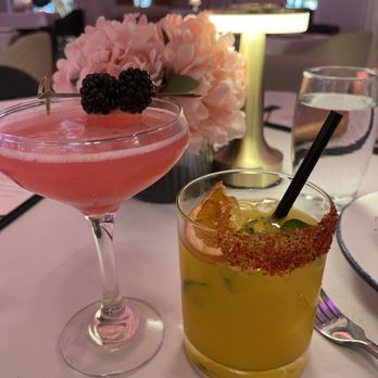 VILLA AZUR - Updated October 2025 - 162 Photos & 111 Reviews - 2440 ...