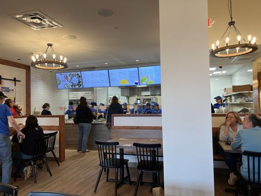 FARMSIDE KITCHEN - CARY WAVERLY PLACE - Updated August 2025 - 44 Photos ...