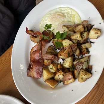 WAVE STREET CAFÉ - Updated May 2024 - 1199 Photos & 1001 Reviews - 550 ...