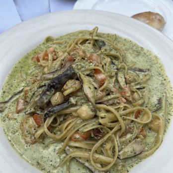 THE MISSION SQUARE RESTAURANT & LOUNGE - Updated December 2024 - 634 ...