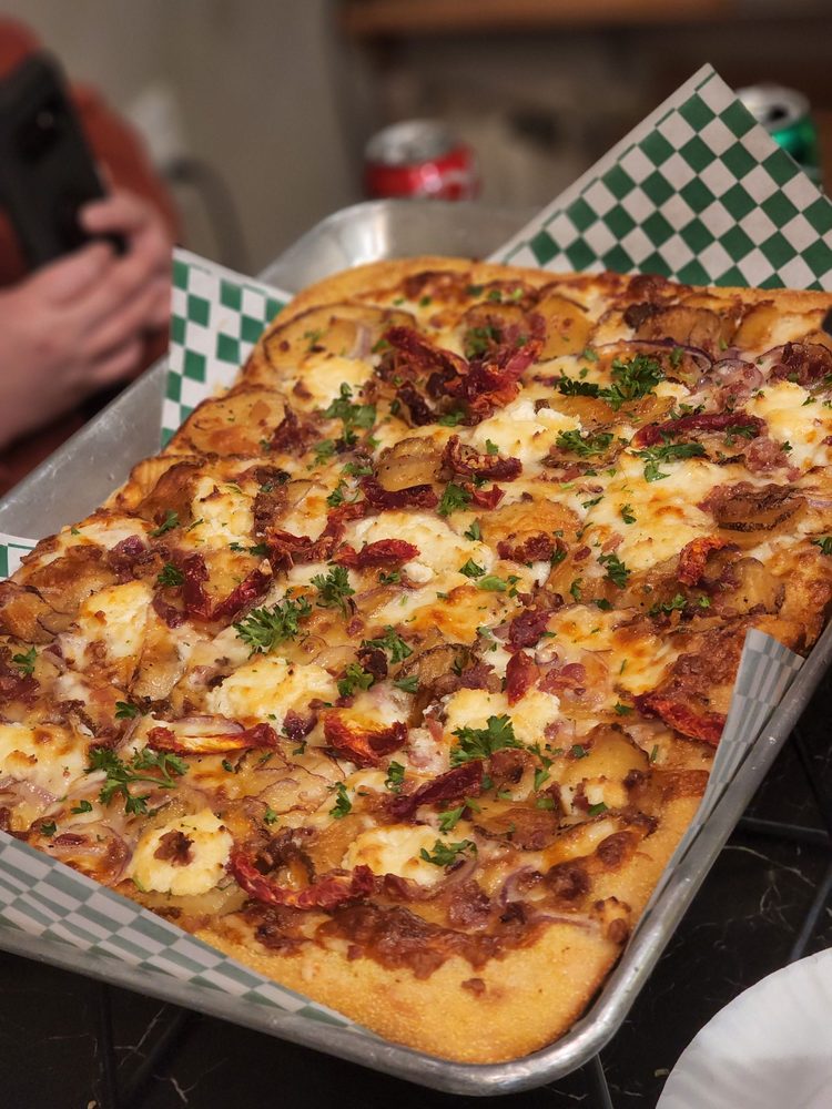 PIZZASAURUS REX - 415 Photos & 391 Reviews - 2322 K St, Sacramento ...