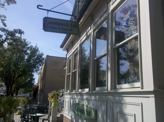 LANDMARK INN BAR & GRILLE - Updated October 2025 - 227 Photos & 264 ...