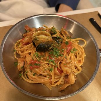 PASTA E BASTA - Updated August 2025 - 266 Photos & 101 Reviews - 30 NW ...