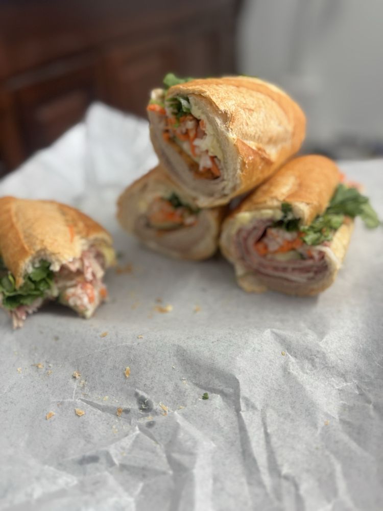 BANH MI EXPRESS - Updated April 2026 - 98 Photos & 67 Reviews - 9353 ...