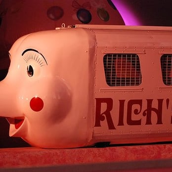 THE PINK PIG HOLIDAY TRAIN - Updated August 2025 - 22 Photos & 20 ...