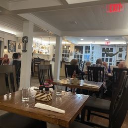27 FATHOMS WATERFRONT GRILL - Updated July 2025 - 23 Photos - 27 Main ...