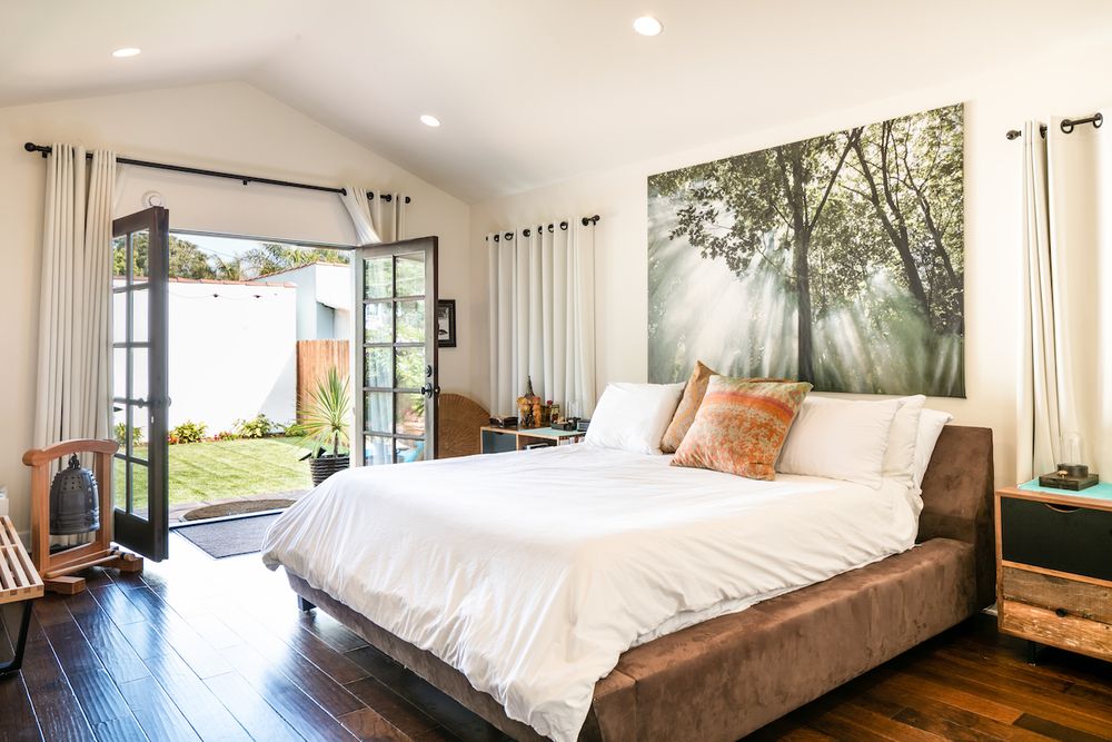 JENNA MACARI - COMPASS REALTY - 2115 Main St, Santa Monica, California ...