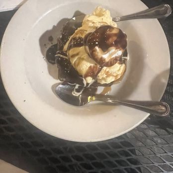 CJ MUGG’S - Updated December 2025 - 126 Photos & 182 Reviews - 200 S ...