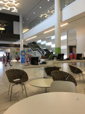 CEDAR RAPIDS PUBLIC LIBRARY - Updated December 2025 - 33 Photos & 18 ...