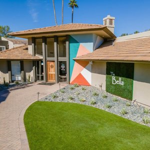 VASEO APARTMENTS - Updated April 2025 - 58 Photos - 16220 N 7th St ...