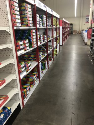 KELLY PAPER - Updated December 2025 - 22 Reviews - 1405 S Sunkist St ...