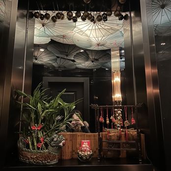 JADE & CLOVER - 84 Photos & 21 Reviews - 139 Chrystie St, New York, New ...