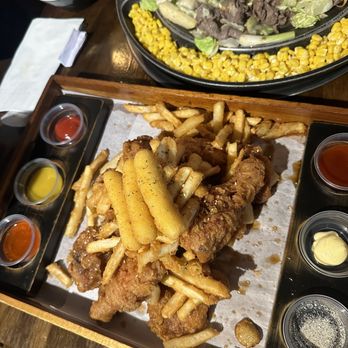 TABOM - Updated December 2024 - 286 Photos & 122 Reviews - 1536 Robson ...