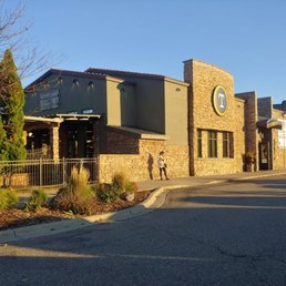 THE TAVERN GRILL APPLE VALLEY - Updated July 2025 - 104 Photos & 113 ...