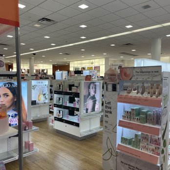 ULTA BEAUTY - Updated December 2025 - 52 Photos & 58 Reviews - 907 ...