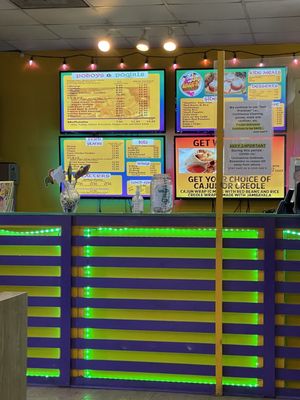 JUST LOAF’N - Updated April 2025 - 138 Photos & 177 Reviews - 371 Blvd ...