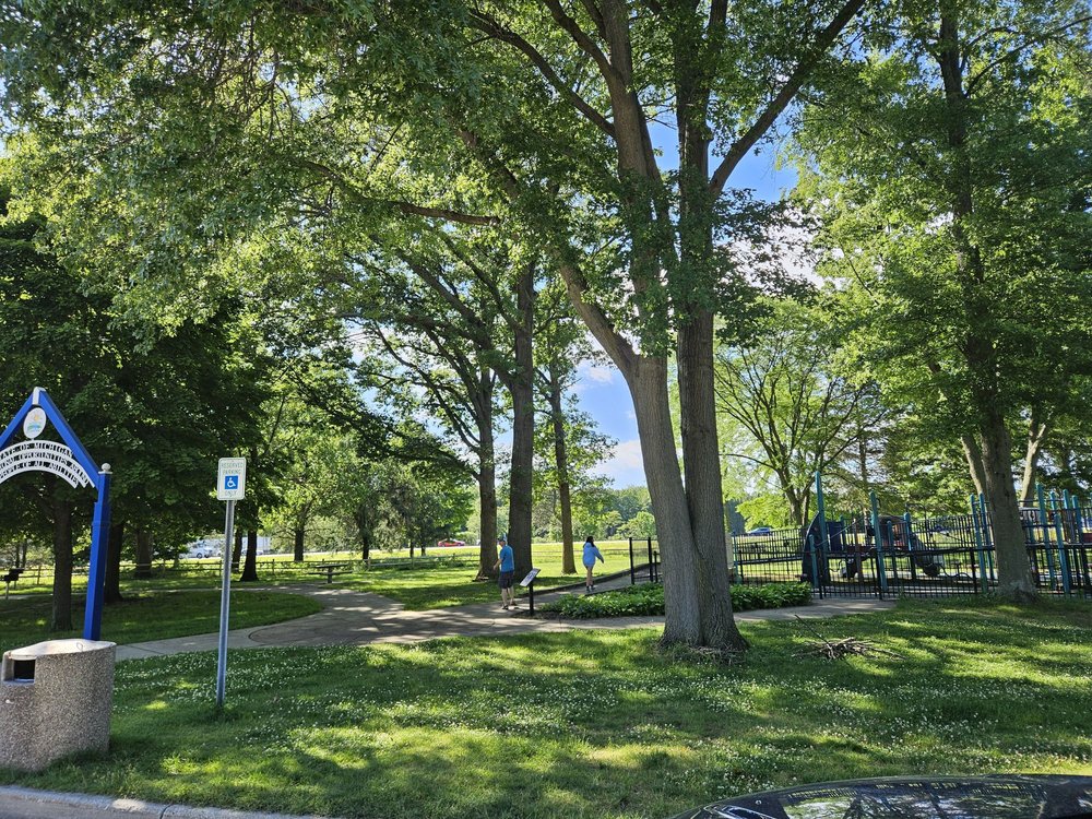 MICHIGAN WELCOME CENTER - Updated December 2025 - 65 Photos & 18 ...