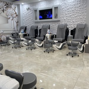 VIP NAILS & SPA - 107 Photos & 15 Reviews - 100 Broadway, Elmwood Park ...