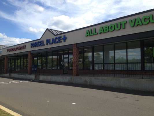 PARCEL PLACE - Updated December 2025 - 38 Reviews - 4387 W Swamp Rd ...