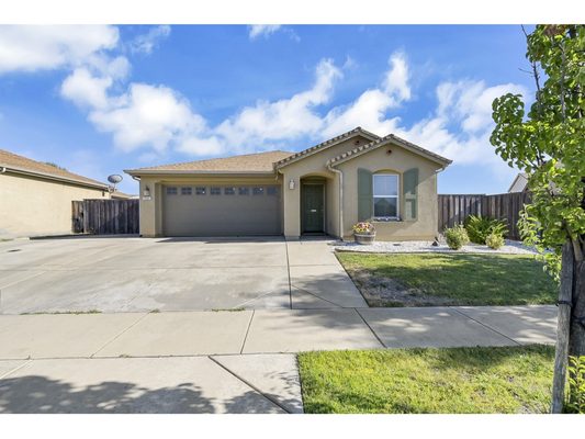 TAYLOR FERRARI- CENTURY 21 - Updated July 2024 - 10 Photos - 409 ...